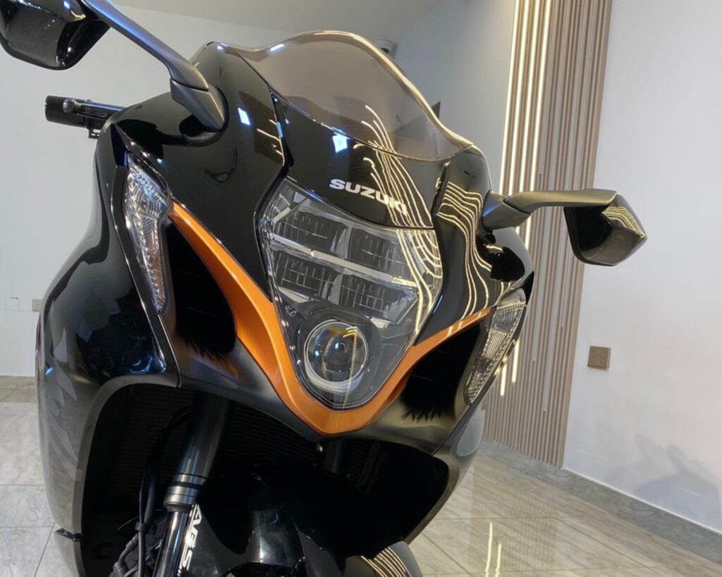 SUZUKI HAYABUSA GEN-3 – 2021 – FUJI UAE Motorcycles