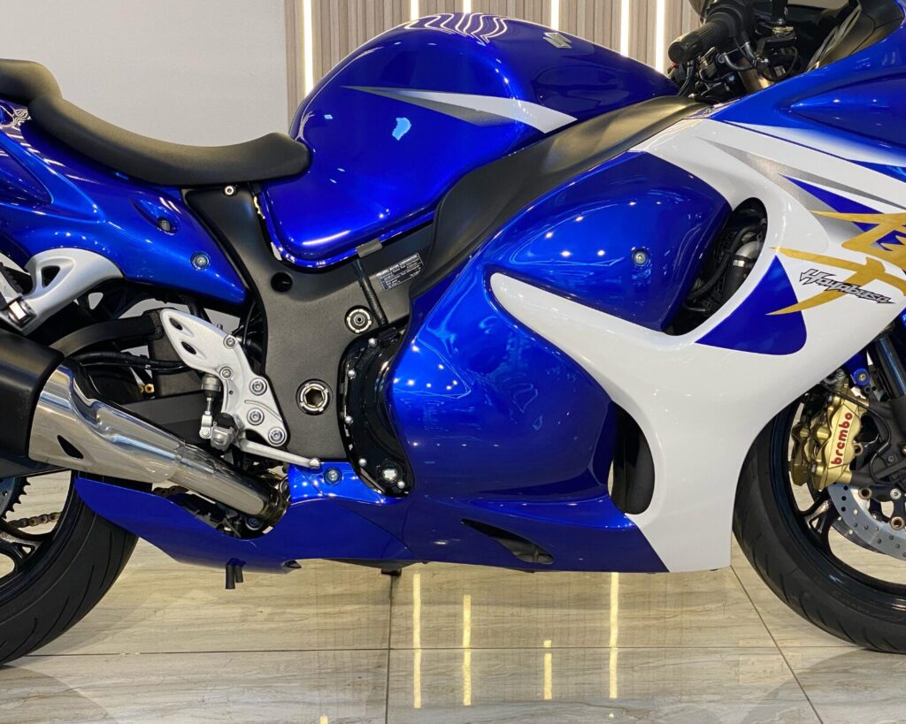 Suzuki Hayabusa Gen 2 – 2015 – FUJI UAE Motorcycles
